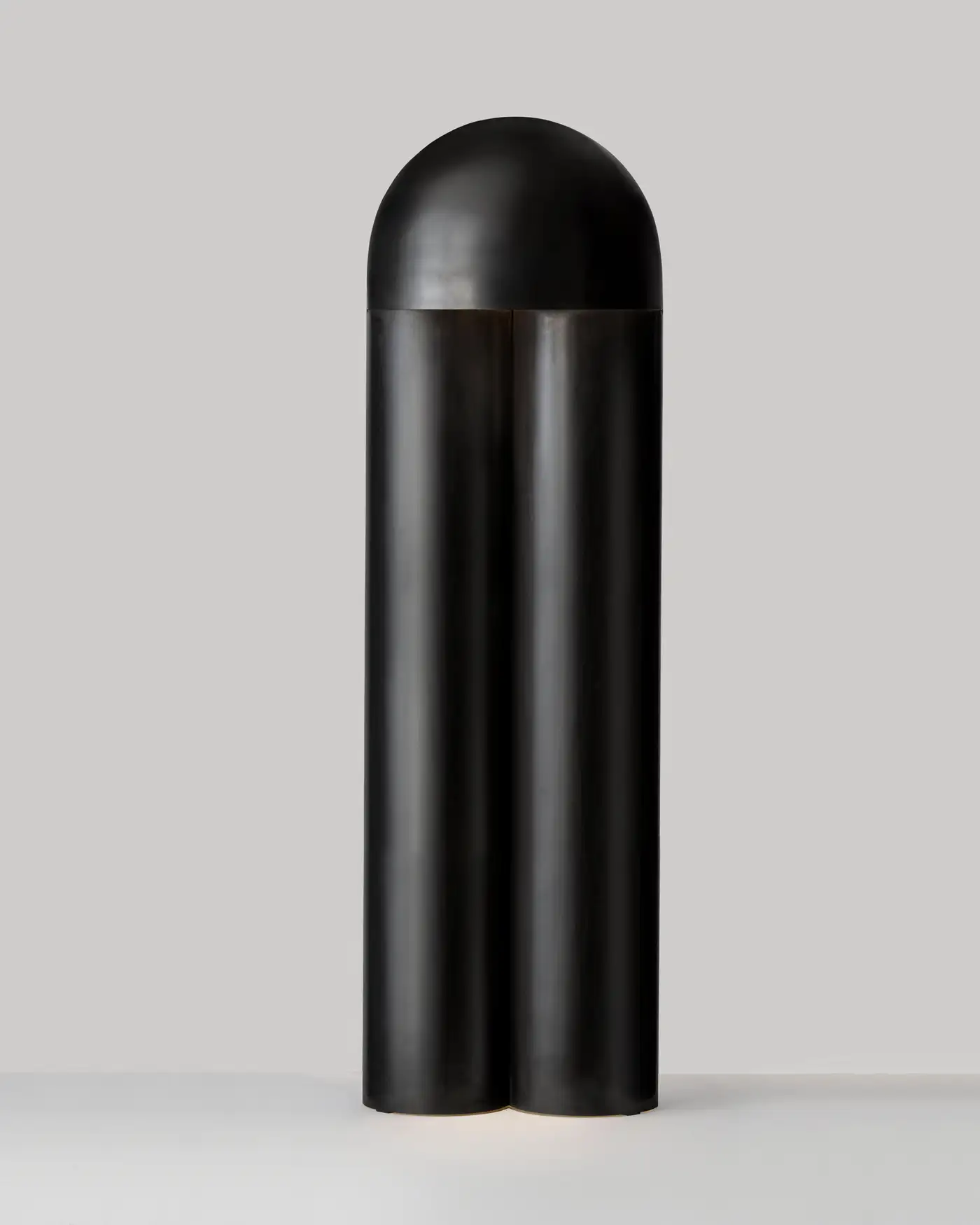 Large Monolith Brass Sculpted Table Lamp by Paul Matter - PHILIA