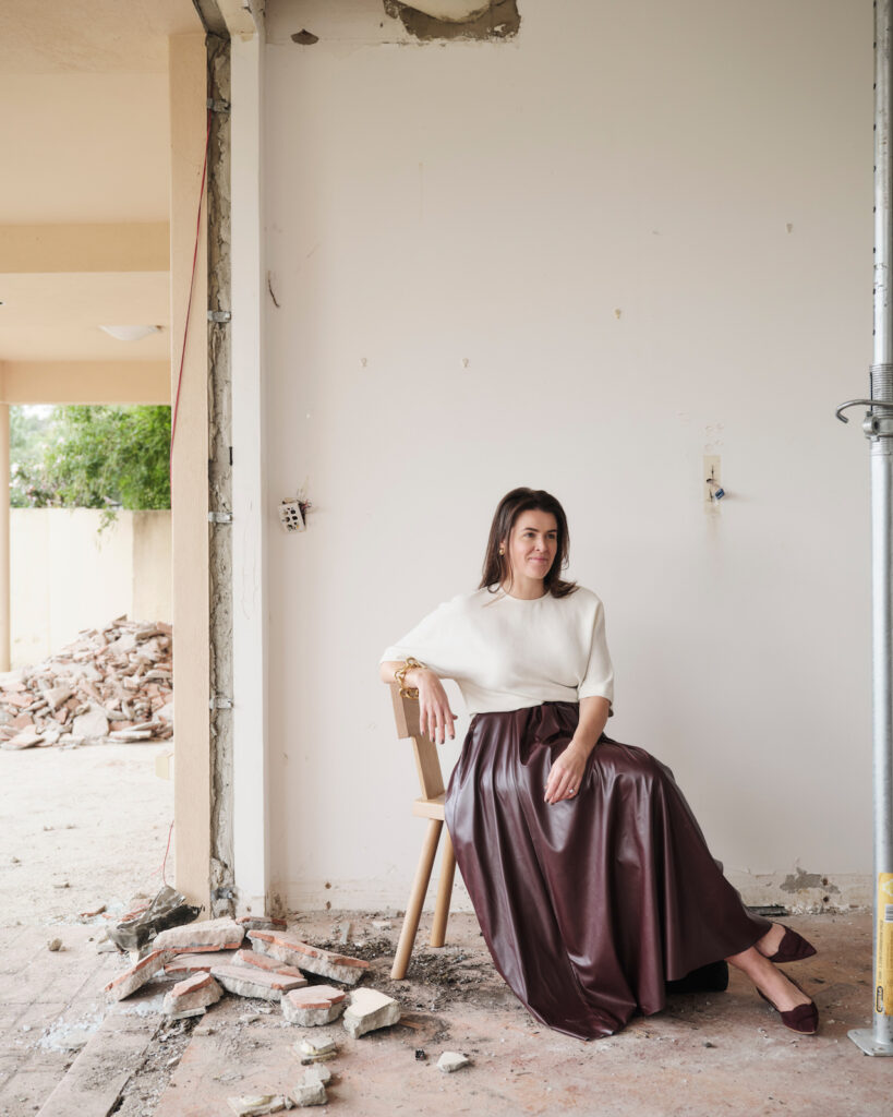 Alexandra Donohoe Church / Decus - PHILIA